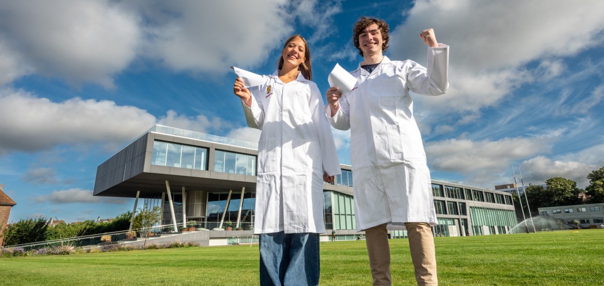 22 off to Medical School | Brighton College